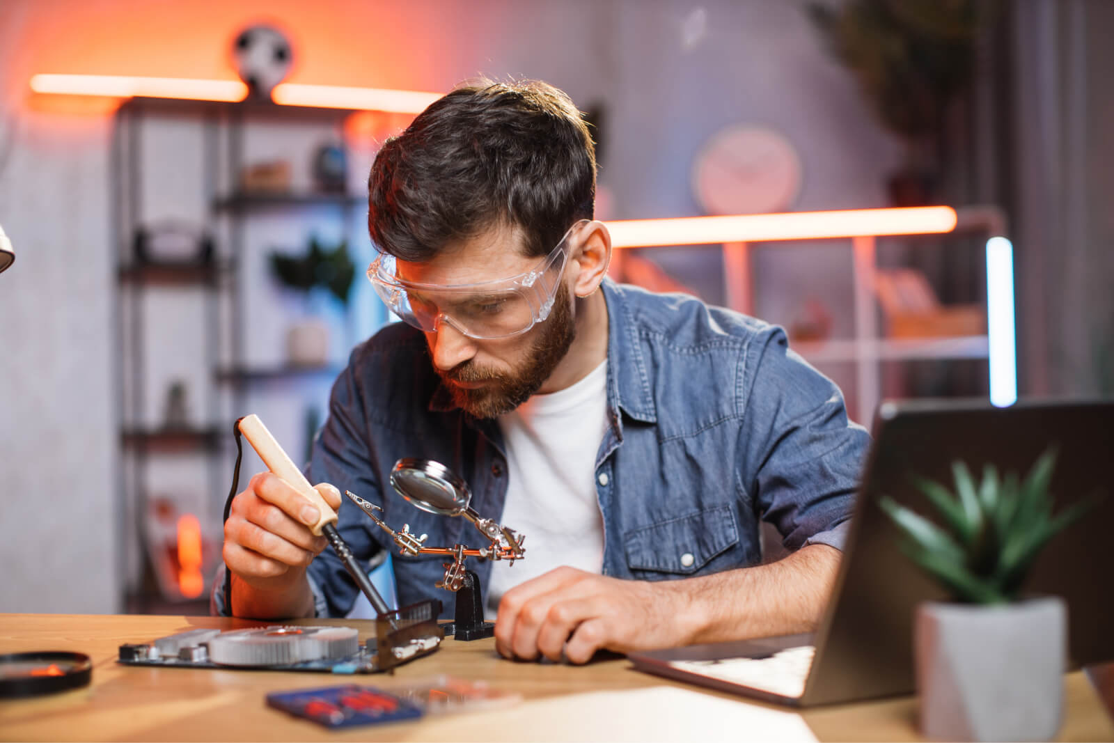 Repair Services 24/7 | Smart Phones And Computers | Durham